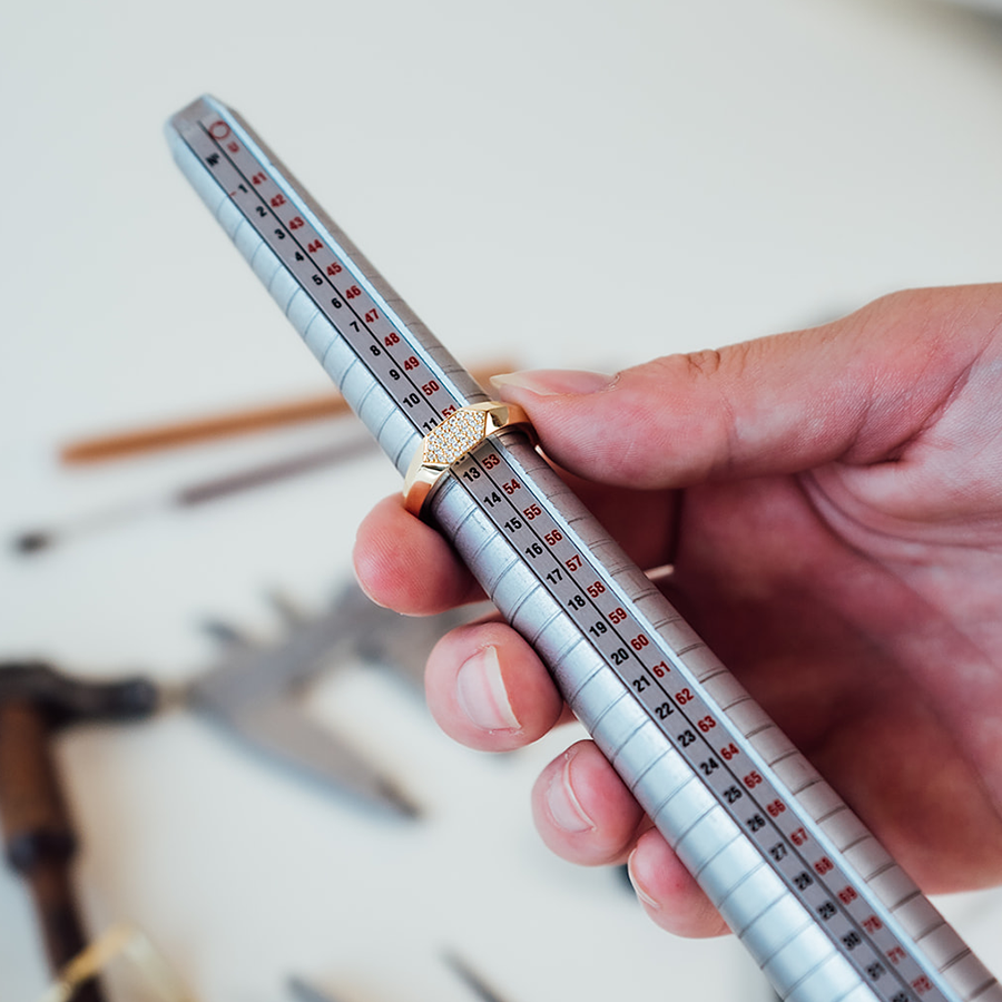 Ringgröße ändern lassen: ReSize – wir passen Deinen Ring an!